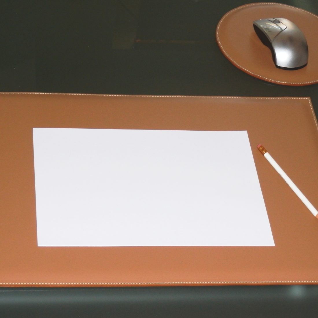 Sous-main en double cuir coloris Camel 50 x 35 cm - MIDIPY